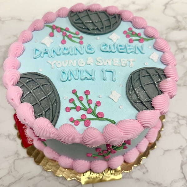 Dancing Queen Cake - Dorothy Ann Bakery & Cafe