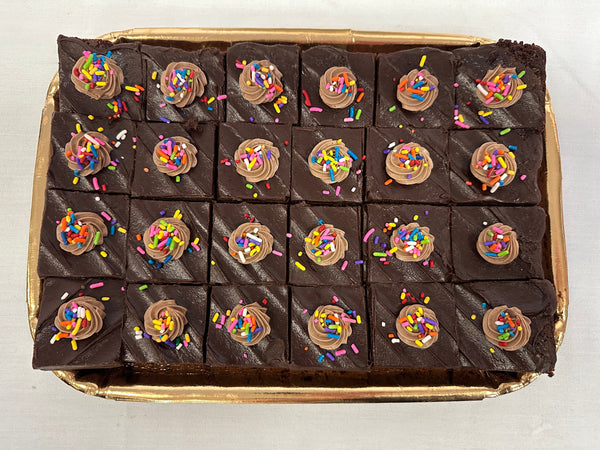 Sprinkle Brownie Tray (24 Brownies) - Dorothy Ann Bakery & Cafe